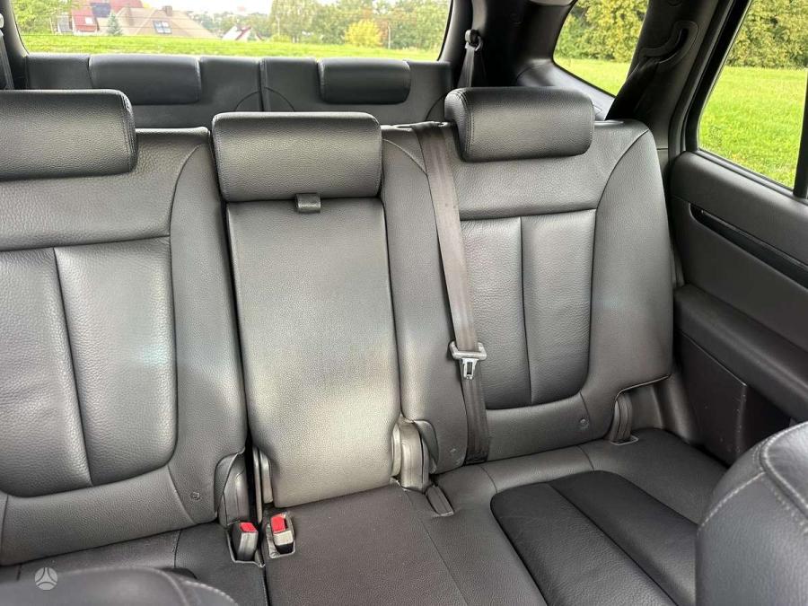 Balts Hyundai Santa Fe 2011 Šauļi, ar dzinēja tilpumu 2.20 L un nobraukumu 283 tūkst. km par 6150 €, foto 22 vietnē AUTOMOTO.COM.LV