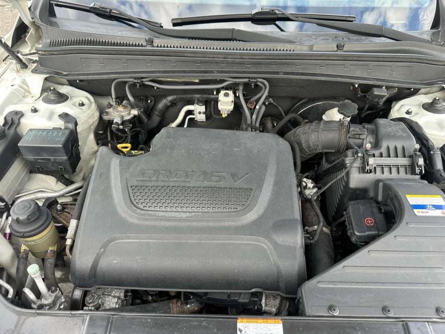 Balts Hyundai Santa Fe 2011 Šauļi, ar dzinēja tilpumu 2.20 L un nobraukumu 283 tūkst. km par 6150 €, foto 28 vietnē AUTOMOTO.COM.LV