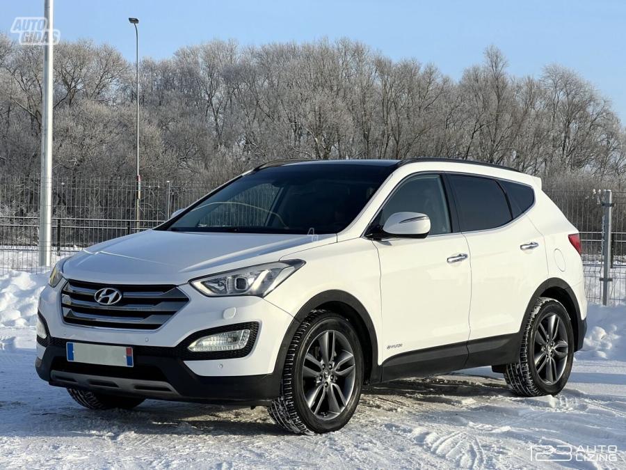 Balts Hyundai Santa Fe 2012 Tauragė, ar dzinēja tilpumu 2.20 L un nobraukumu 218 tūkst. km par 9950 €, foto 1 vietnē AUTOMOTO.COM.LV