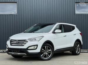 White Hyundai Santa Fe 2012 in Taurage, with an engine capacity of 2.20 L and mileage of 218 thousand km for 9950 €, photo  on AUTOMOTO.COM.LV