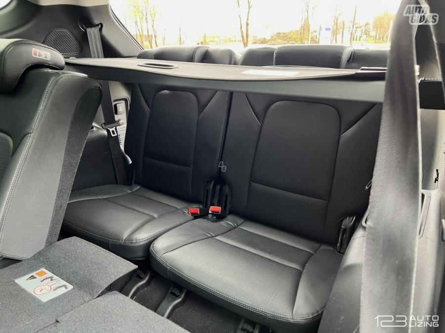 Balts Hyundai Santa Fe 2012 Tauragė, ar dzinēja tilpumu 2.20 L un nobraukumu 218 tūkst. km par 9950 €, foto 25 vietnē AUTOMOTO.COM.LV