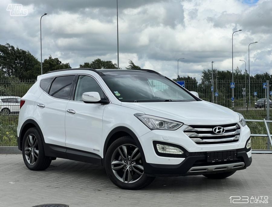 Balts Hyundai Santa Fe 2012 Tauragė, ar dzinēja tilpumu 2.20 L un nobraukumu 218 tūkst. km par 9300 €, foto 4 vietnē AUTOMOTO.COM.LV