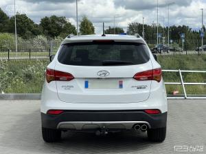 Balts Hyundai Santa Fe 2012 Tauragė, ar dzinēja tilpumu 2.20 L un nobraukumu 218 tūkst. km par 9300 €, foto 9 vietnē AUTOMOTO.COM.LV