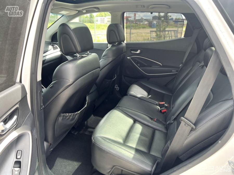Balts Hyundai Santa Fe 2012 Tauragė, ar dzinēja tilpumu 2.20 L un nobraukumu 218 tūkst. km par 9300 €, foto 11 vietnē AUTOMOTO.COM.LV