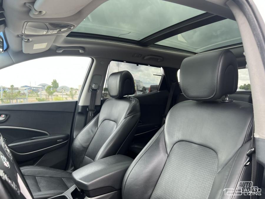 Balts Hyundai Santa Fe 2012 Tauragė, ar dzinēja tilpumu 2.20 L un nobraukumu 218 tūkst. km par 9300 €, foto 24 vietnē AUTOMOTO.COM.LV