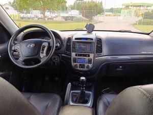 Balts Hyundai Santa Fe 2012 Šauļi, ar dzinēja tilpumu 2.20 L un nobraukumu 294 tūkst. km par 5750 €, foto 11 vietnē AUTOMOTO.COM.LV