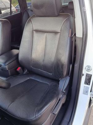 Balts Hyundai Santa Fe 2012 Šauļi, ar dzinēja tilpumu 2.20 L un nobraukumu 294 tūkst. km par 5750 €, foto 16 vietnē AUTOMOTO.COM.LV