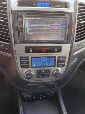 Balts Hyundai Santa Fe 2012 Šauļi, ar dzinēja tilpumu 2.00 L un nobraukumu 294 tūkst. km par 5650 €, foto 20 vietnē AUTOMOTO.COM.LV