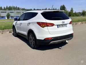 Balts Hyundai Santa Fe 2012 Panevēža, ar dzinēja tilpumu 2.20 L un nobraukumu 196 tūkst. km par 8990 €, foto 12 vietnē AUTOMOTO.COM.LV
