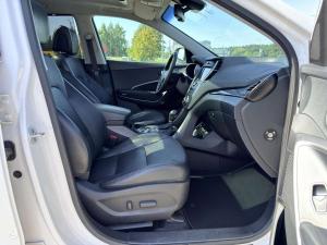 Balts Hyundai Santa Fe 2012 Panevēža, ar dzinēja tilpumu 2.20 L un nobraukumu 196 tūkst. km par 8990 €, foto 15 vietnē AUTOMOTO.COM.LV