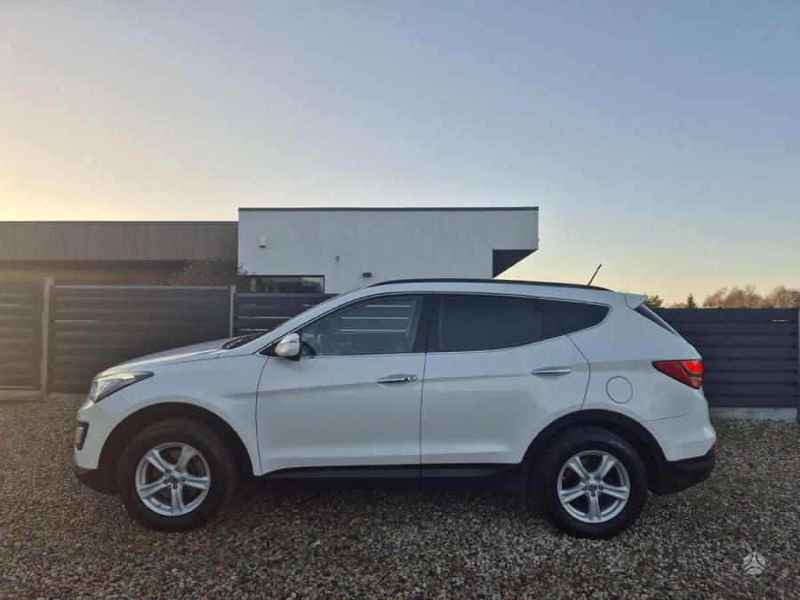 Balts Hyundai Santa Fe 2013 Vilkaviškis, ar dzinēja tilpumu 2.20 L un nobraukumu 203 tūkst. km par 12300 €, foto 10 vietnē AUTOMOTO.COM.LV