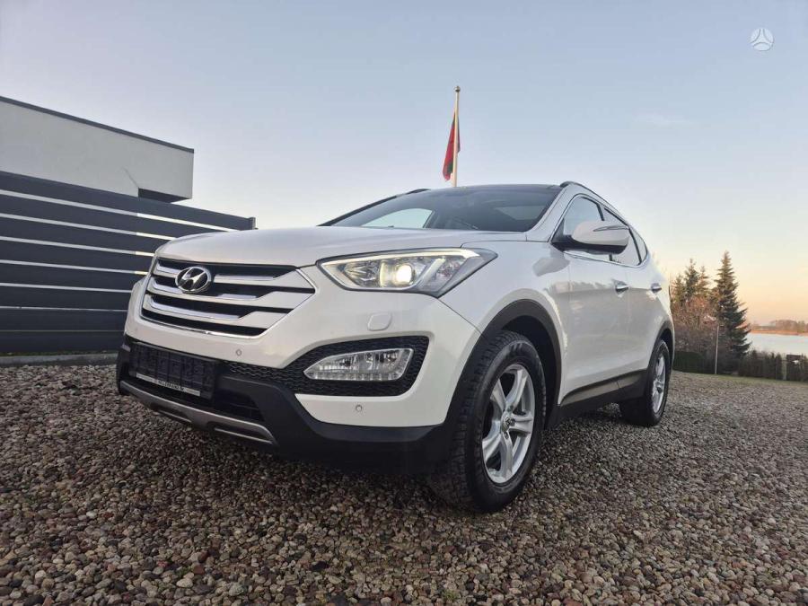 Balts Hyundai Santa Fe 2013 Vilkaviškis, ar dzinēja tilpumu 2.20 L un nobraukumu 203 tūkst. km par 12300 €, foto 14 vietnē AUTOMOTO.COM.LV