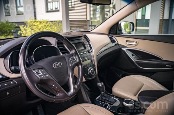 Balts Hyundai Santa Fe 2013 Rīga, ar dzinēja tilpumu 2.20 L un nobraukumu 0 tūkst. km par 9990 €, foto 9 vietnē AUTOMOTO.COM.LV