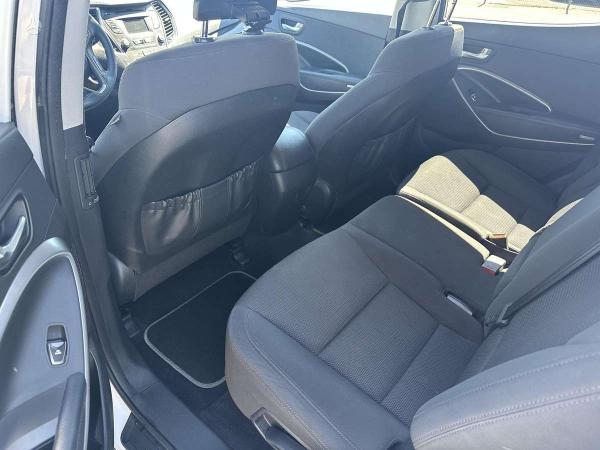 Balts Hyundai Santa Fe 2013 Marijampole, ar dzinēja tilpumu 2.20 L un nobraukumu 195 tūkst. km par 8550 €, foto 7 vietnē AUTOMOTO.COM.LV