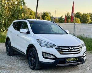 White Hyundai Santa Fe 2013 in Siauliai, with an engine capacity of 2.20 L and mileage of 250 thousand km for 13750 €, photo 19 on AUTOMOTO.COM.LV
