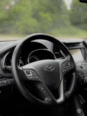 Balts Hyundai Santa Fe 2013 Šauļi, ar dzinēja tilpumu 2.20 L un nobraukumu 171 tūkst. km par 13450 €, foto 22 vietnē AUTOMOTO.COM.LV