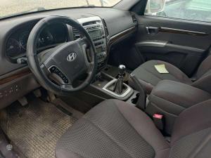 Balts Hyundai Santa Fe 2013 Pasvalys, ar dzinēja tilpumu 2.00 L un nobraukumu 290 tūkst. km par 3200 €, foto 7 vietnē AUTOMOTO.COM.LV