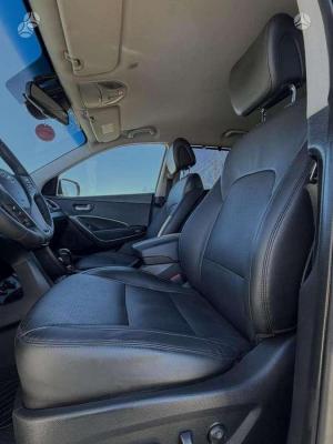 Balts Hyundai Santa Fe 2013 Šauļi, ar dzinēja tilpumu 2.20 L un nobraukumu 254 tūkst. km par 12950 €, foto 23 vietnē AUTOMOTO.COM.LV
