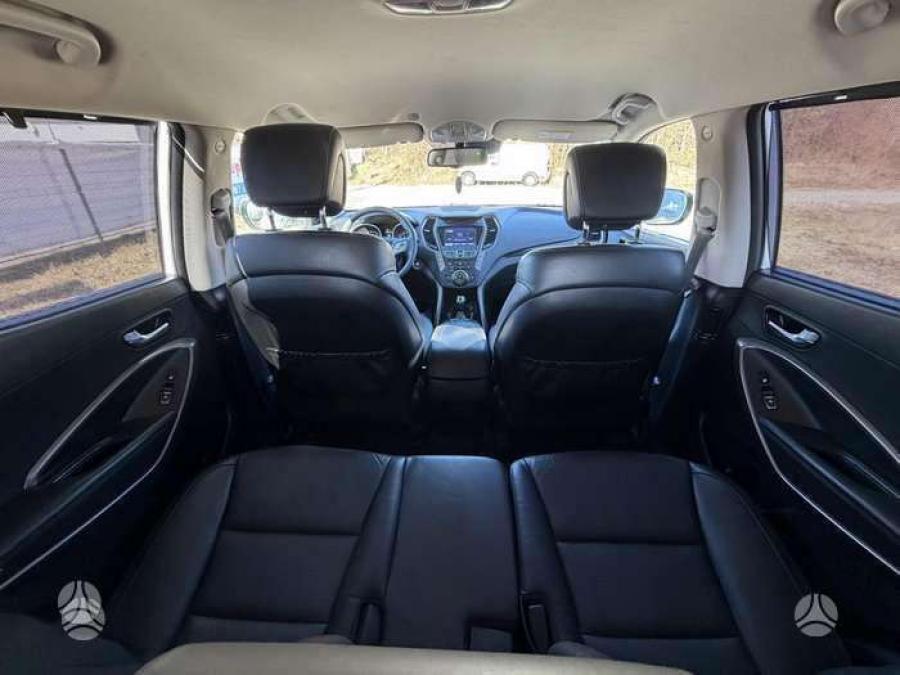 Balts Hyundai Santa Fe 2013 Šauļi, ar dzinēja tilpumu 2.20 L un nobraukumu 254 tūkst. km par 12950 €, foto 29 vietnē AUTOMOTO.COM.LV