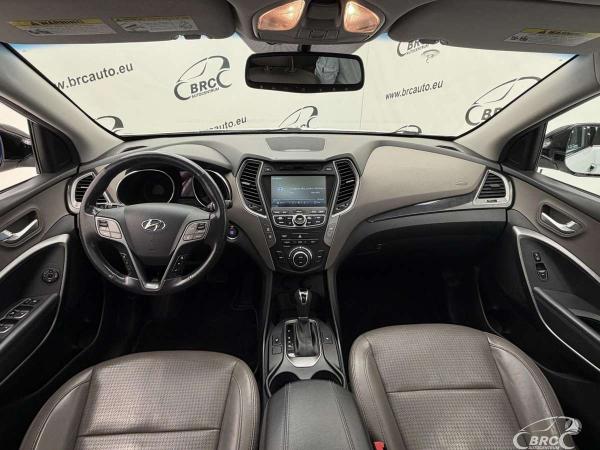 White Hyundai Santa Fe 2013 in Vilnius, with an engine capacity of 2.36 L and mileage of 146 thousand km for 6900 €, photo 4 on AUTOMOTO.COM.LV