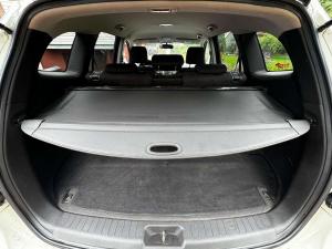 White Hyundai Santa Fe 2013 in Pasvalys, with an engine capacity of 2.00 L and mileage of 240 thousand km for 5300 €, photo 15 on AUTOMOTO.COM.LV