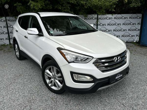 White Hyundai Santa Fe 2013 in Vilnius, with an engine capacity of 2.00 L and mileage of 90 thousand km for 8000 €, photo 3 on AUTOMOTO.COM.LV