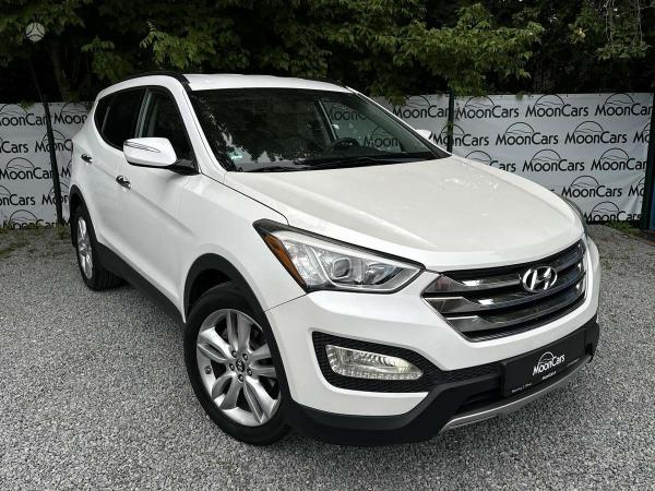 White Hyundai Santa Fe 2013 in Vilnius, with an engine capacity of 2.00 L and mileage of 90 thousand km for 8000 €, photo 4 on AUTOMOTO.COM.LV