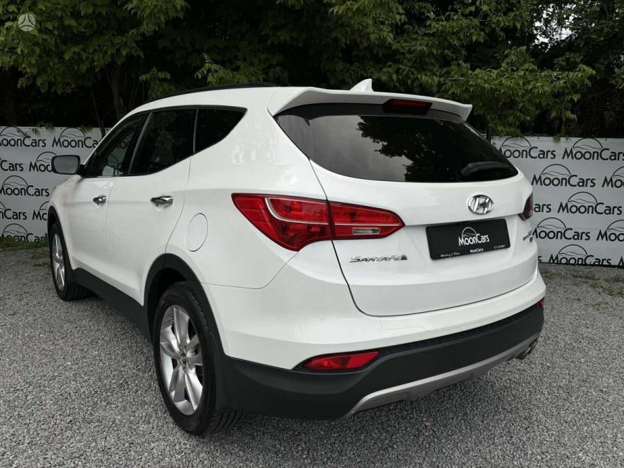 Balts Hyundai Santa Fe 2013 Viļņa, ar dzinēja tilpumu 2.00 L un nobraukumu 90 tūkst. km par 8000 €, foto 8 vietnē AUTOMOTO.COM.LV