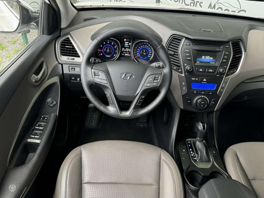 Balts Hyundai Santa Fe 2013 Viļņa, ar dzinēja tilpumu 2.00 L un nobraukumu 90 tūkst. km par 8000 €, foto 14 vietnē AUTOMOTO.COM.LV