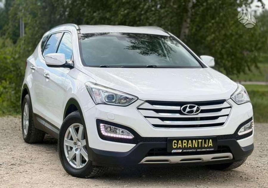 Balts Hyundai Santa Fe 2013 Šauļi, ar dzinēja tilpumu 2.20 L un nobraukumu 254 tūkst. km par 12950 €, foto 5 vietnē AUTOMOTO.COM.LV