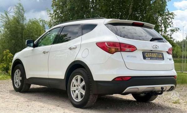 Balts Hyundai Santa Fe 2013 Šauļi, ar dzinēja tilpumu 2.20 L un nobraukumu 254 tūkst. km par 12950 €, foto 5 vietnē AUTOMOTO.COM.LV