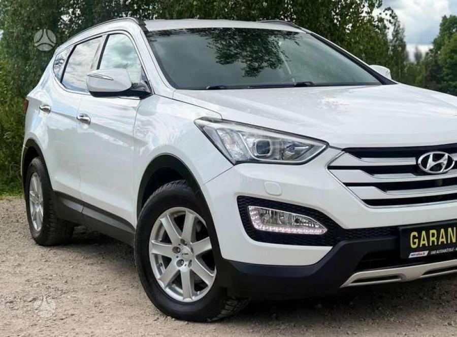 Balts Hyundai Santa Fe 2013 Šauļi, ar dzinēja tilpumu 2.20 L un nobraukumu 254 tūkst. km par 12950 €, foto 17 vietnē AUTOMOTO.COM.LV