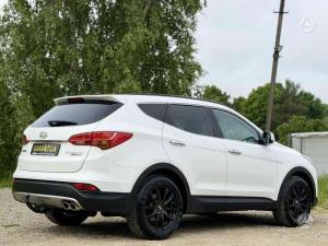 Balts Hyundai Santa Fe 2013 Šauļi, ar dzinēja tilpumu 2.20 L un nobraukumu 171 tūkst. km par 13450 €, foto 5 vietnē AUTOMOTO.COM.LV