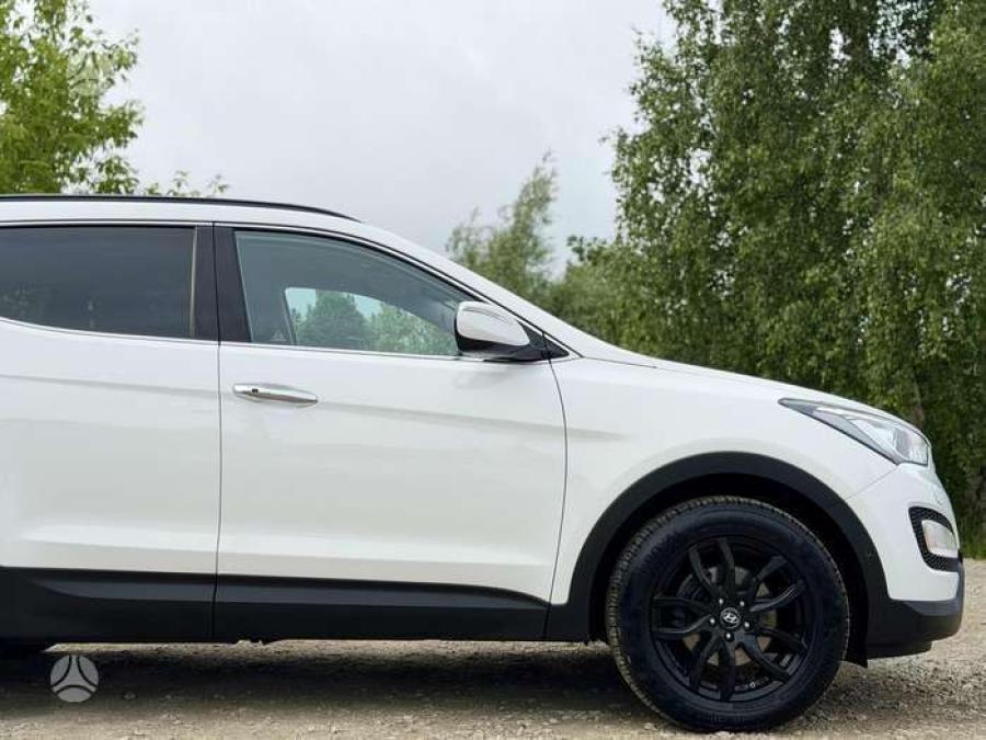 Balts Hyundai Santa Fe 2013 Šauļi, ar dzinēja tilpumu 2.20 L un nobraukumu 171 tūkst. km par 13450 €, foto 11 vietnē AUTOMOTO.COM.LV
