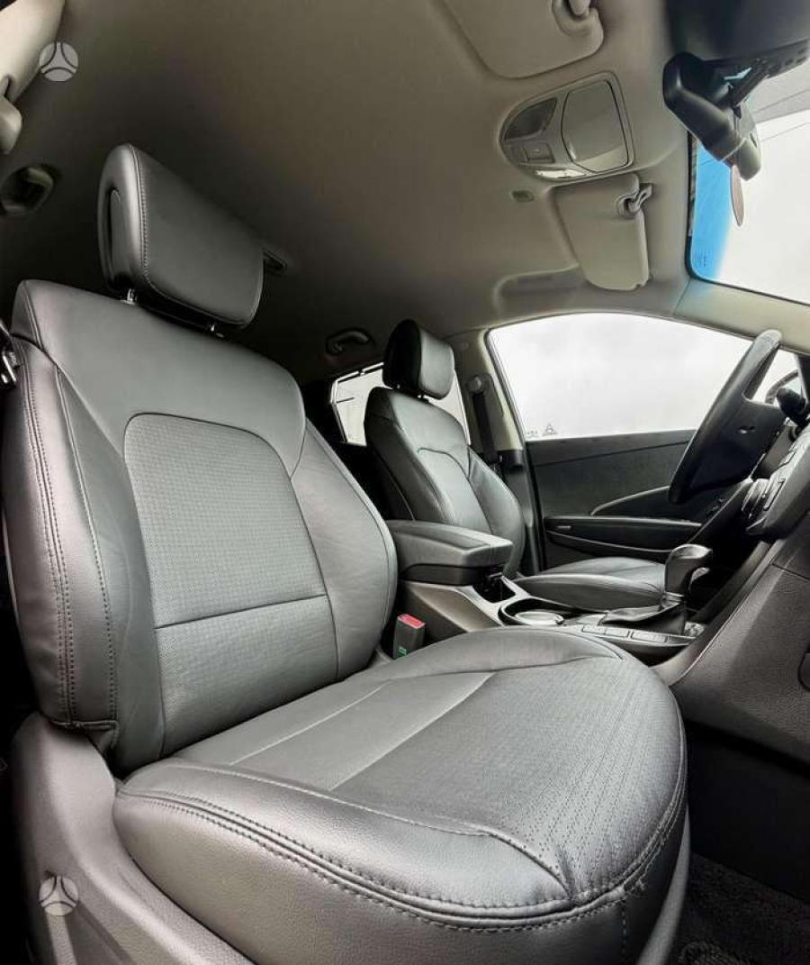 Balts Hyundai Santa Fe 2013 Šauļi, ar dzinēja tilpumu 2.20 L un nobraukumu 171 tūkst. km par 13450 €, foto 25 vietnē AUTOMOTO.COM.LV