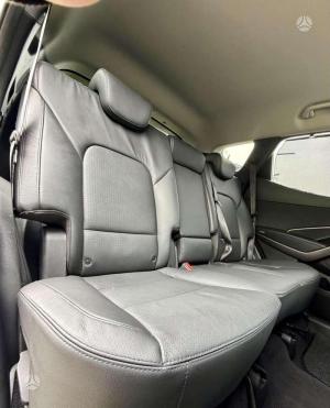 Balts Hyundai Santa Fe 2013 Šauļi, ar dzinēja tilpumu 2.20 L un nobraukumu 171 tūkst. km par 13450 €, foto 27 vietnē AUTOMOTO.COM.LV
