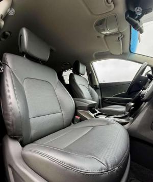 White Hyundai Santa Fe 2013 in Siauliai, with an engine capacity of 2.20 L and mileage of 171 thousand km for 13450 €, photo 25 on AUTOMOTO.COM.LV