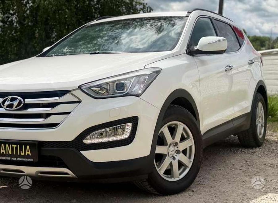 Balts Hyundai Santa Fe 2013 Šauļi, ar dzinēja tilpumu 2.20 L un nobraukumu 254 tūkst. km par 12950 €, foto 16 vietnē AUTOMOTO.COM.LV