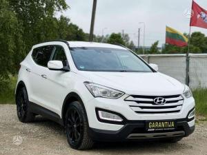 White Hyundai Santa Fe 2013 in Siauliai, with an engine capacity of 2.20 L and mileage of 171 thousand km for 13450 €, photo 20 on AUTOMOTO.COM.LV