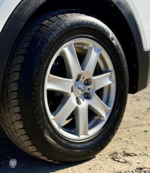Balts Hyundai Santa Fe 2013 Šauļi, ar dzinēja tilpumu 2.20 L un nobraukumu 254 tūkst. km par 12950 €, foto 19 vietnē AUTOMOTO.COM.LV