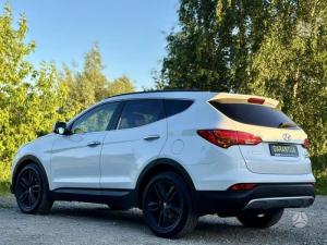 Balts Hyundai Santa Fe 2013 Šauļi, ar dzinēja tilpumu 2.20 L un nobraukumu 250 tūkst. km par 13750 €, foto 4 vietnē AUTOMOTO.COM.LV