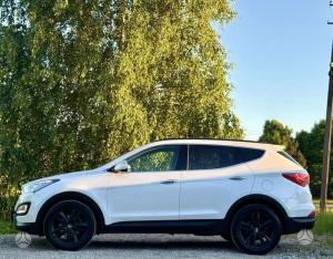 Balts Hyundai Santa Fe 2013 Šauļi, ar dzinēja tilpumu 2.20 L un nobraukumu 250 tūkst. km par 13750 €, foto 16 vietnē AUTOMOTO.COM.LV