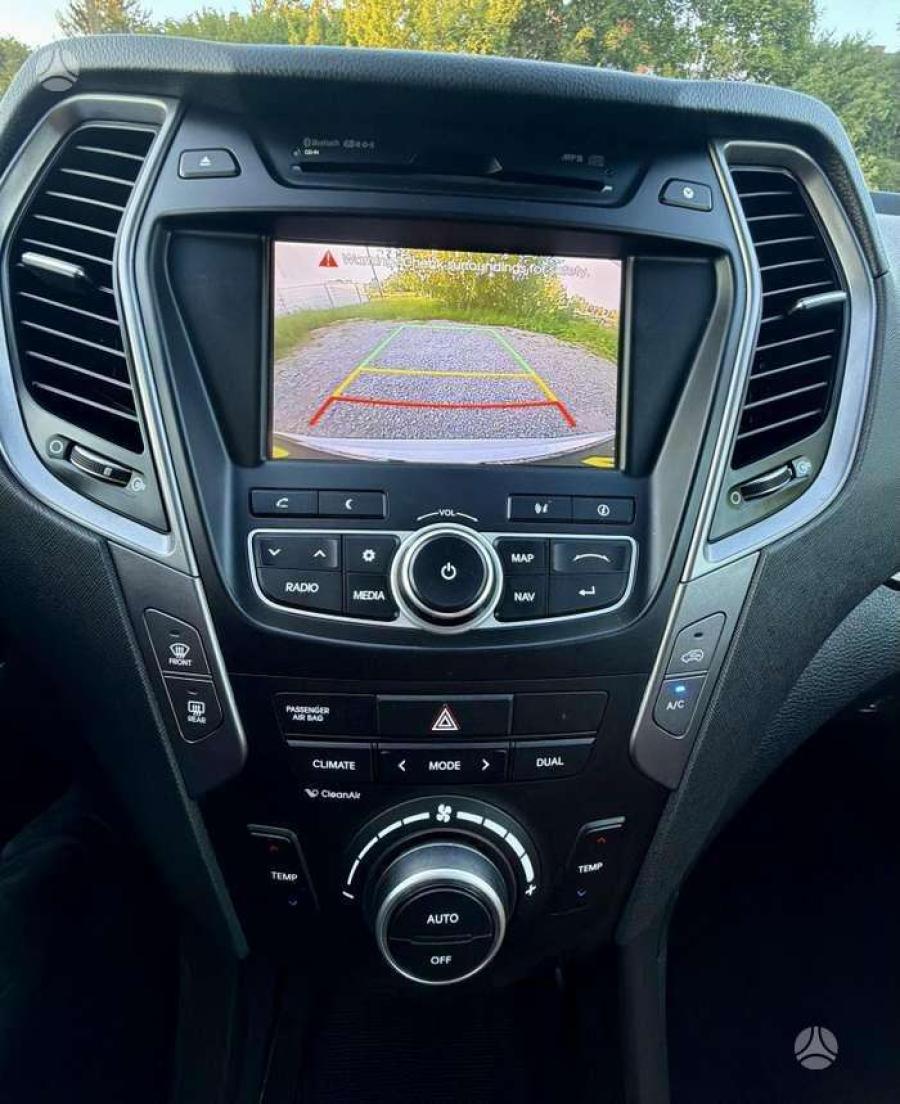 Balts Hyundai Santa Fe 2013 Šauļi, ar dzinēja tilpumu 2.20 L un nobraukumu 250 tūkst. km par 13750 €, foto 35 vietnē AUTOMOTO.COM.LV