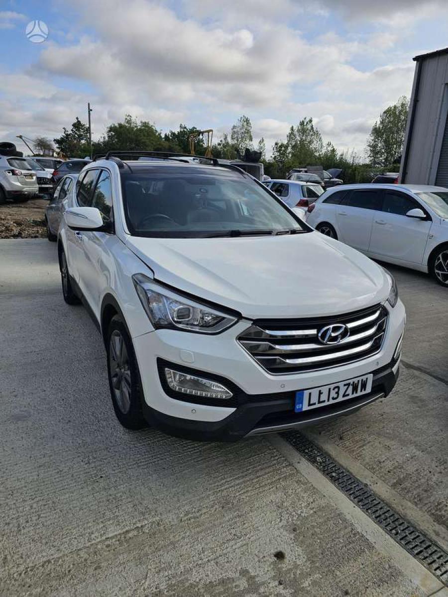 Balts Hyundai Santa Fe 2013 Jonava, ar dzinēja tilpumu 2.19 L un nobraukumu 128 tūkst. km par 2899 €, foto 1 vietnē AUTOMOTO.COM.LV