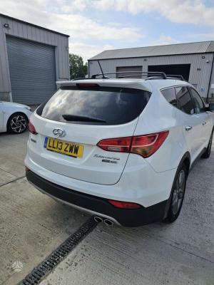 Balts Hyundai Santa Fe 2013 Jonava, ar dzinēja tilpumu 2.19 L un nobraukumu 128 tūkst. km par 2899 €, foto 5 vietnē AUTOMOTO.COM.LV