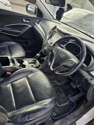 Balts Hyundai Santa Fe 2013 Jonava, ar dzinēja tilpumu 2.19 L un nobraukumu 128 tūkst. km par 2899 €, foto 6 vietnē AUTOMOTO.COM.LV