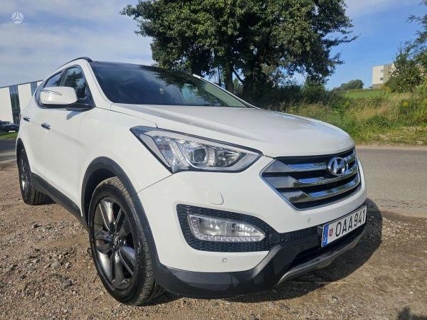 Balts Hyundai Santa Fe 2013 Kauņa, ar dzinēja tilpumu 2.20 L un nobraukumu 253 tūkst. km par 8600 €, foto 4 vietnē AUTOMOTO.COM.LV