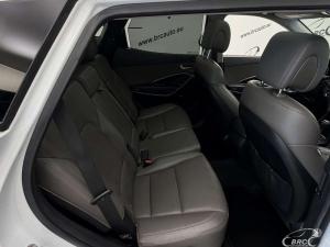 Balts Hyundai Santa Fe 2013 Viļņa, ar dzinēja tilpumu 2.36 L un nobraukumu 146 tūkst. km par 6500 €, foto 13 vietnē AUTOMOTO.COM.LV