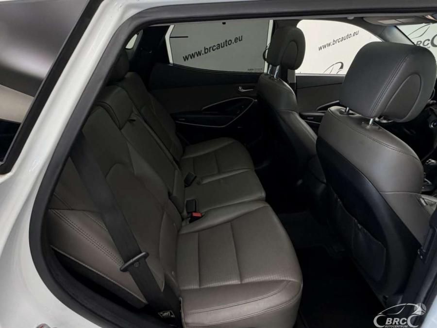 Balts Hyundai Santa Fe 2013 Viļņa, ar dzinēja tilpumu 2.36 L un nobraukumu 146 tūkst. km par 6500 €, foto 13 vietnē AUTOMOTO.COM.LV