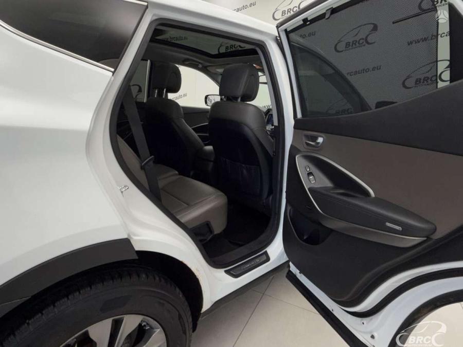 Balts Hyundai Santa Fe 2013 Viļņa, ar dzinēja tilpumu 2.36 L un nobraukumu 146 tūkst. km par 6500 €, foto 15 vietnē AUTOMOTO.COM.LV